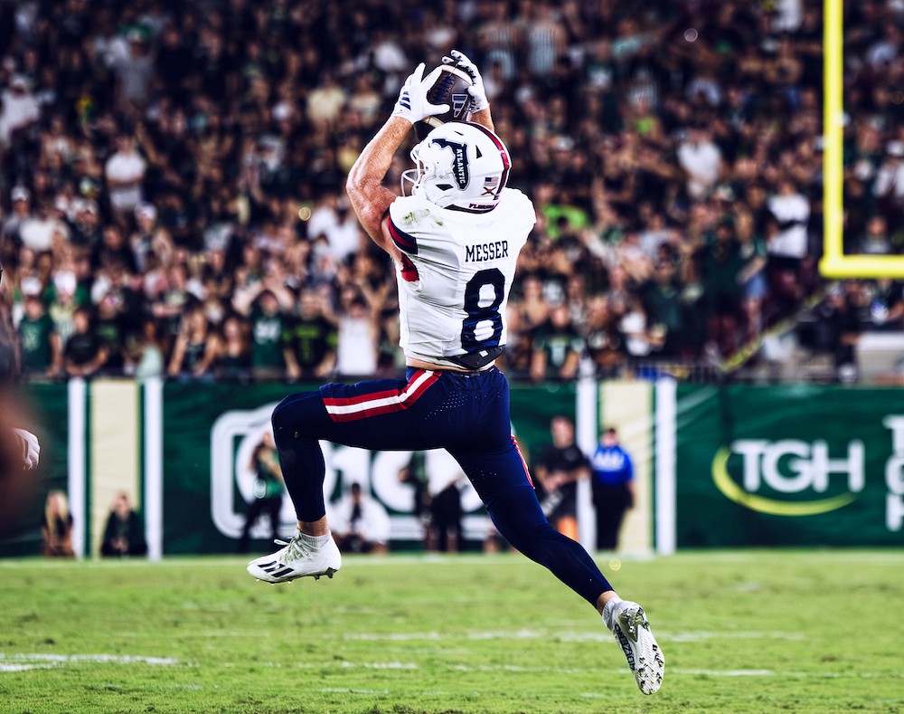 FAU’s Run Game Stalls, Penalties Plague Owls in Loss to Bulls