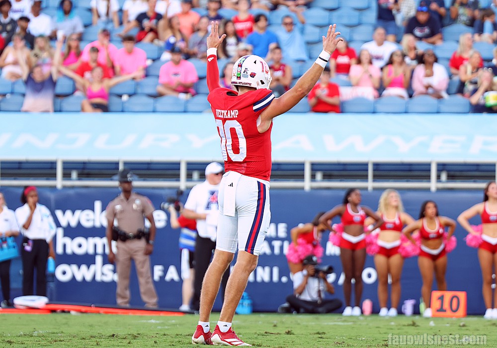 FAU Soars to Dominant Victory Over UAB in High-Scoring Anniversary ...